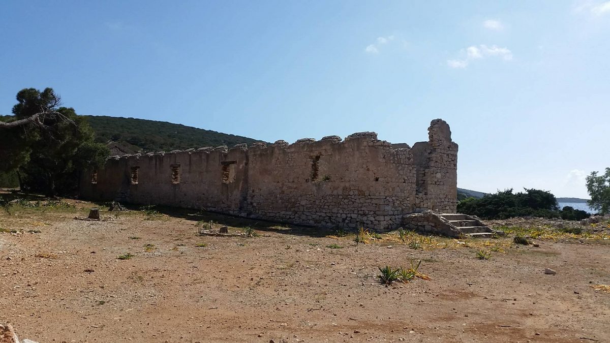 Battlefield Archaeology: The WW2 Italian submarine base in previously ...