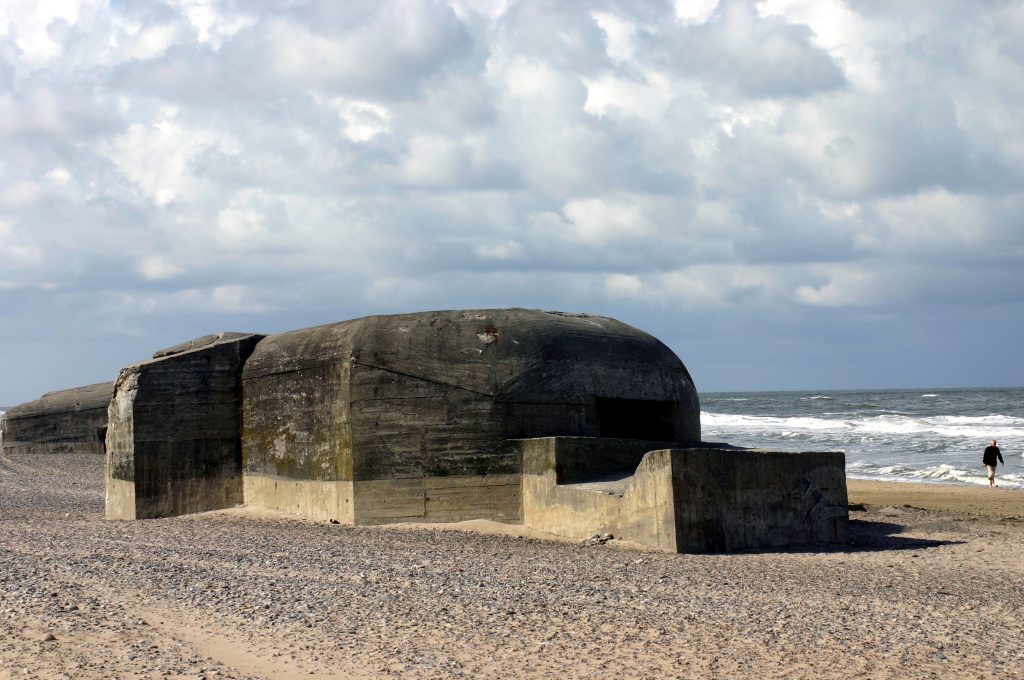 Bunker Archaeology: Inside the WW2 German “Atlantikwall” fortifications ...