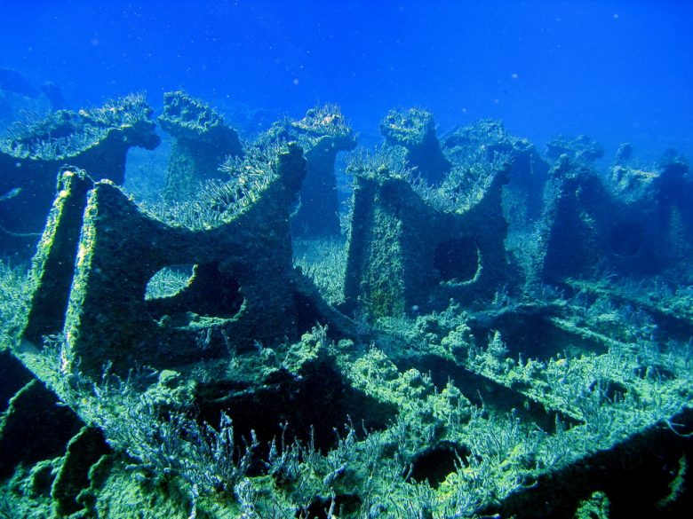 Diving at the “Volta” shipwreck, sunk on Saturday October 9, 1943 ...