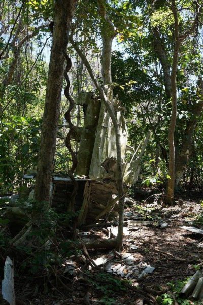 The South Pacific’s WW2 forgotten base – WW2Wrecks.com